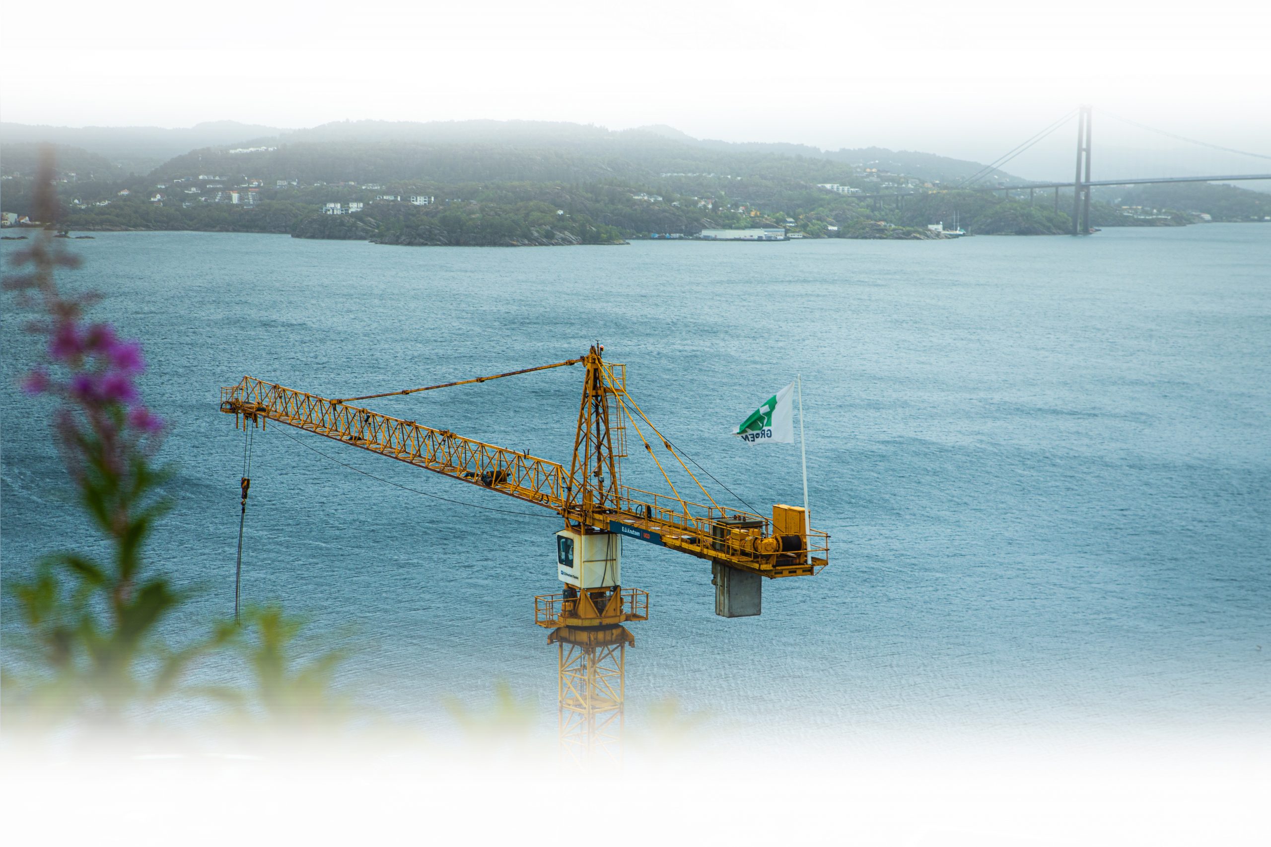 Kranproffen AS – Sikker – Sterk – Presis